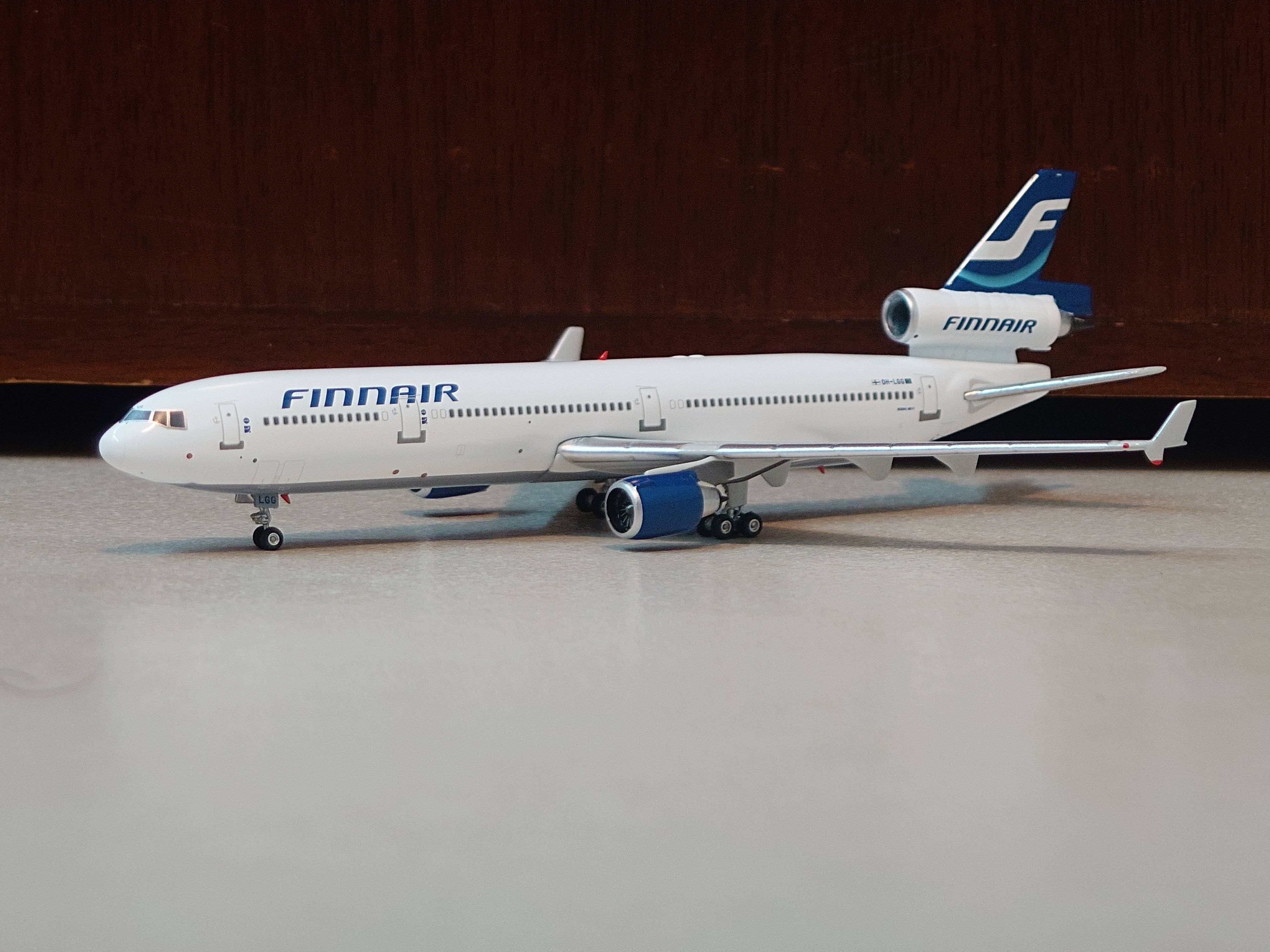 Phoenix Models 1:400 Finnair McDonnell Douglas MD-11 11923 | MADb