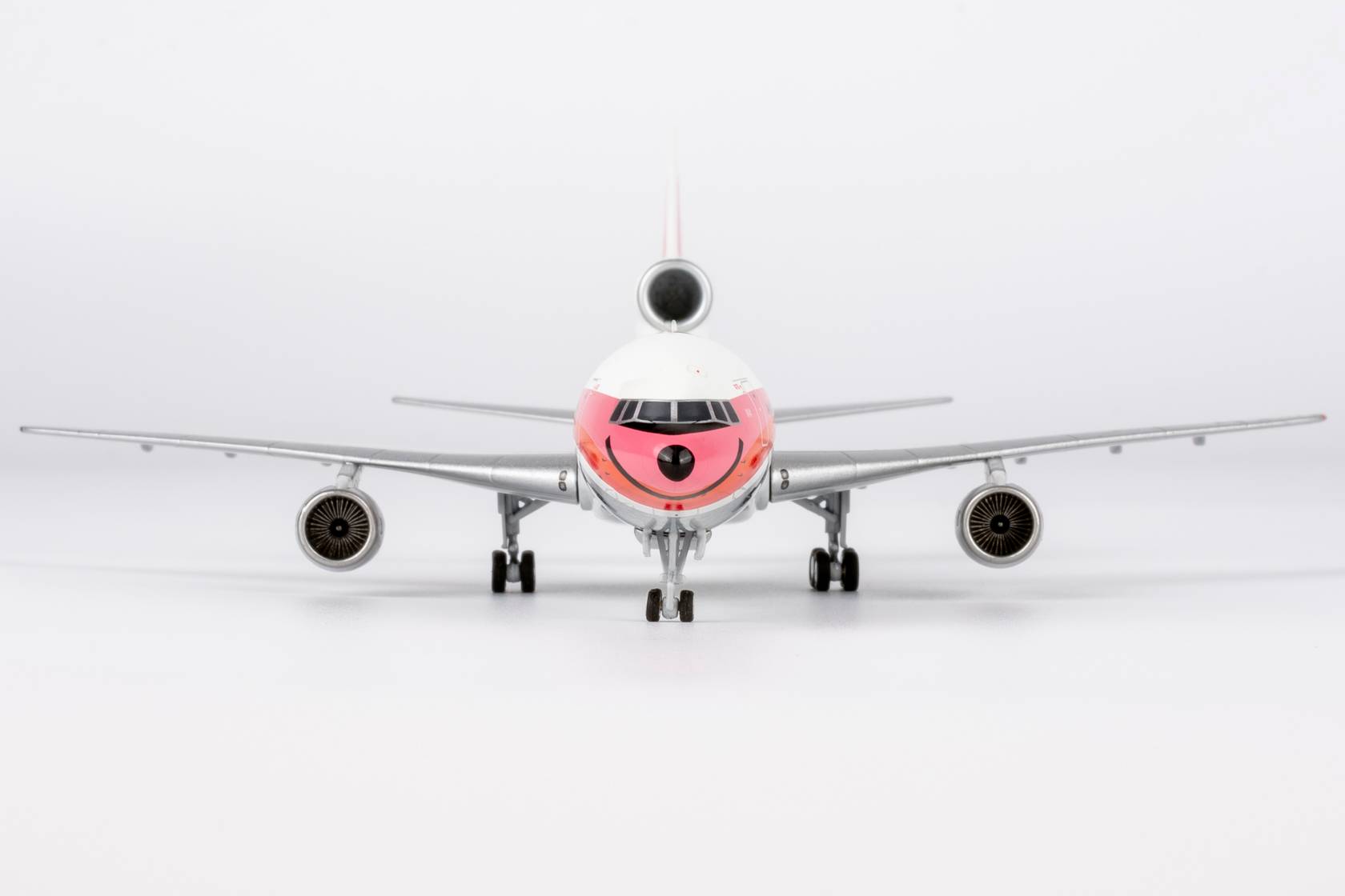NG Models 1:400 Pacific Southwest Airlines Lockheed L-1011-1 31038 | MADb