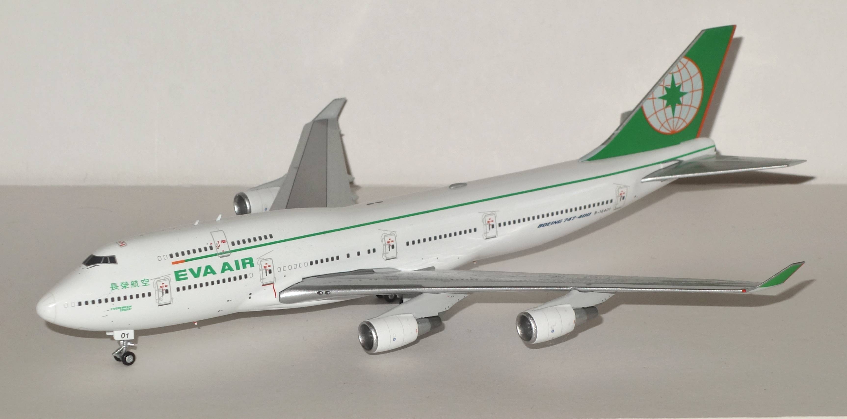GeminiStar 1:400 EVA Air Boeing 747-400 74402 | MADb