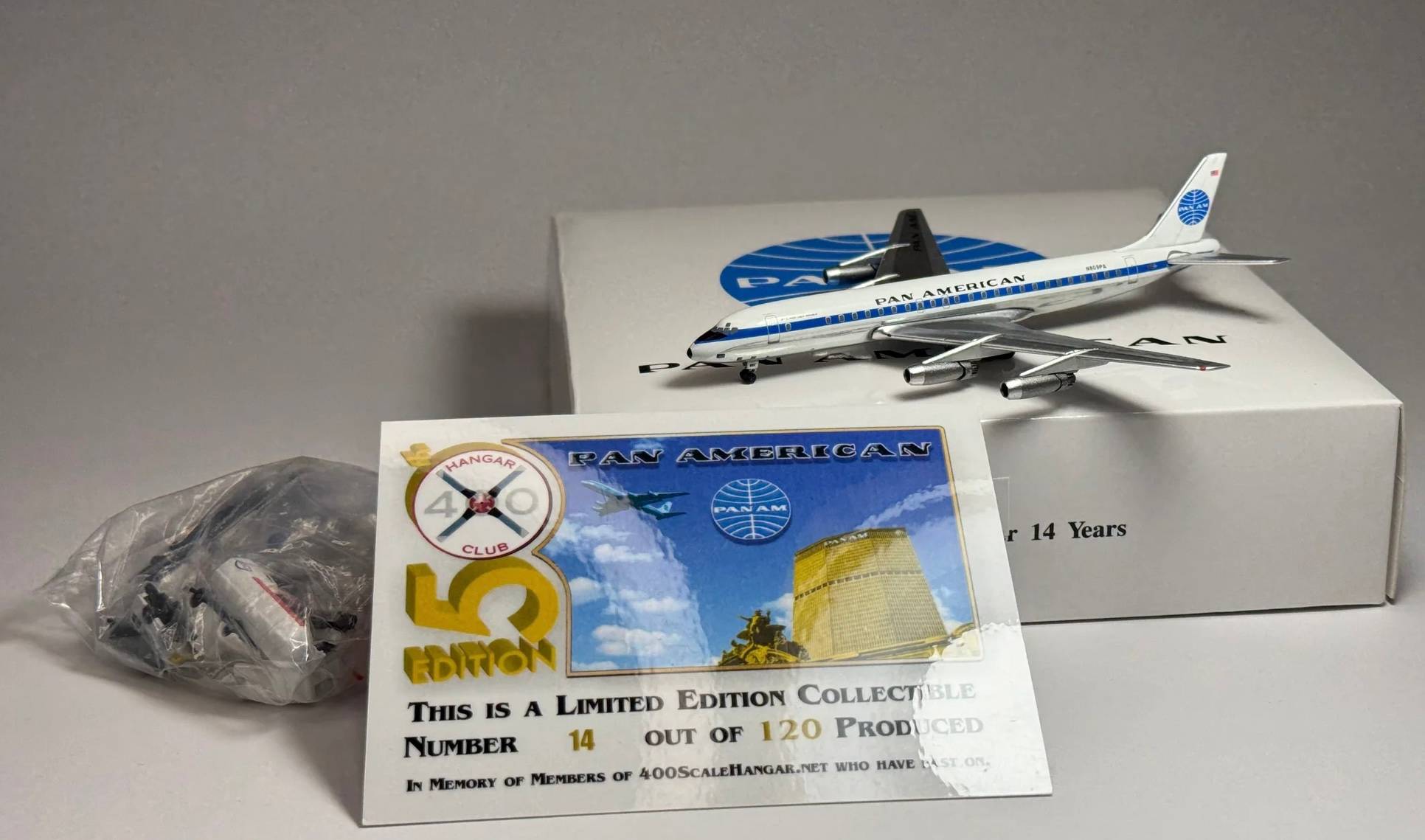 Aeroclassics 1:400 Pan American World Airways Douglas DC-8-30 HC-050 | MADb