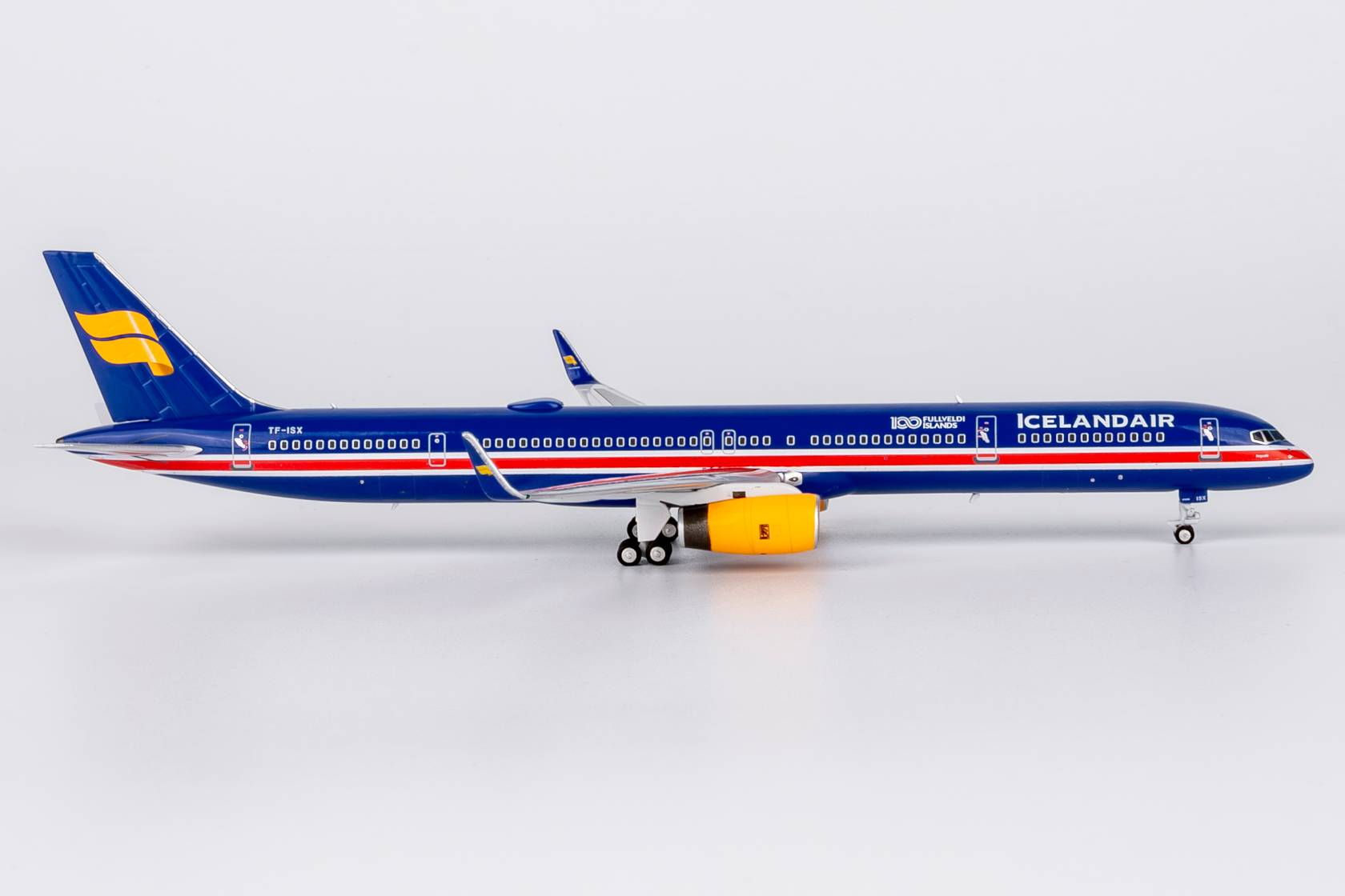 NG Models 1:400 Icelandair Boeing 757-300 w/ Winglets 45009 | MADb