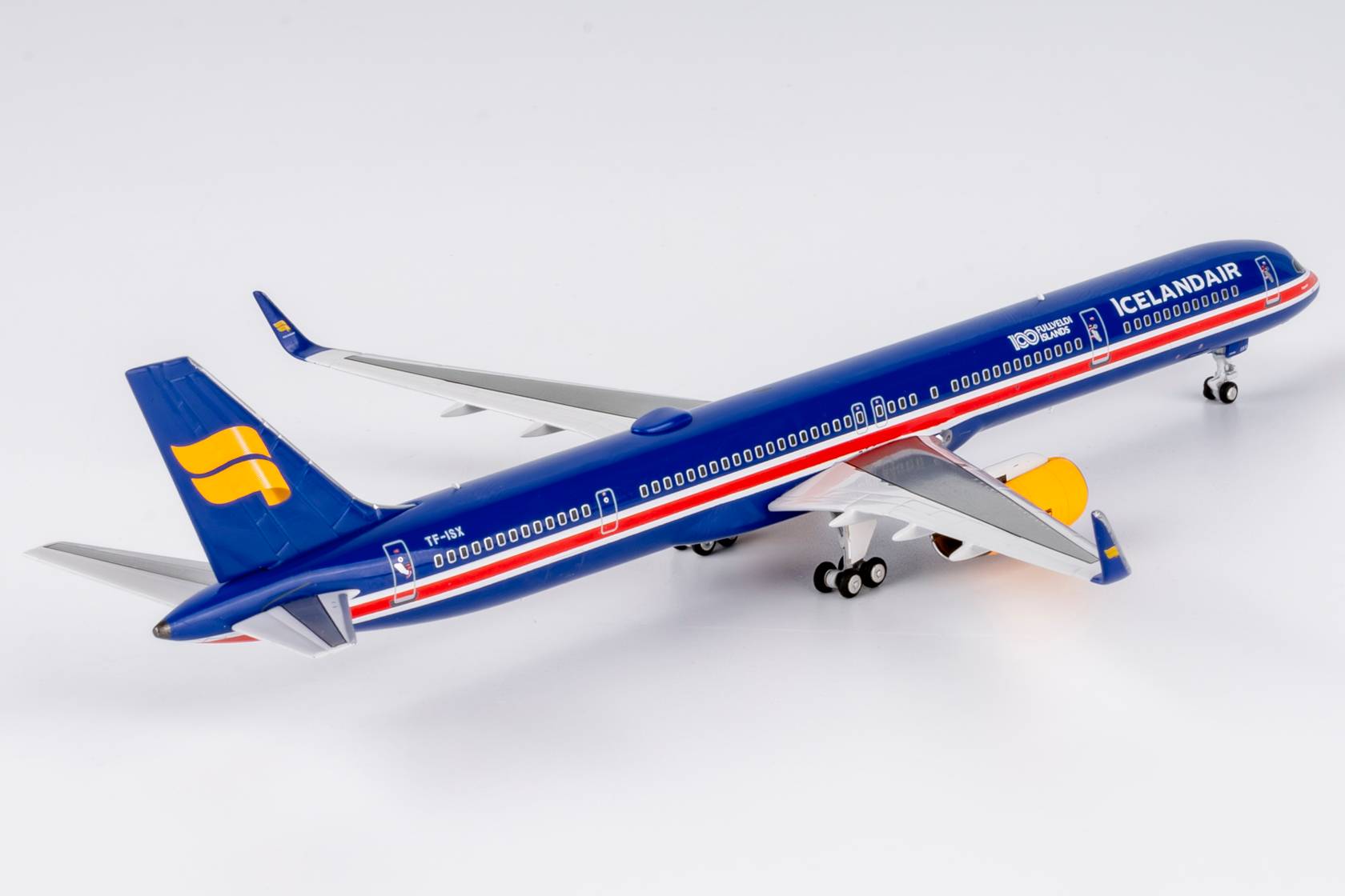 NG Models 1:400 Icelandair Boeing 757-300 w/ Winglets 45009 | MADb