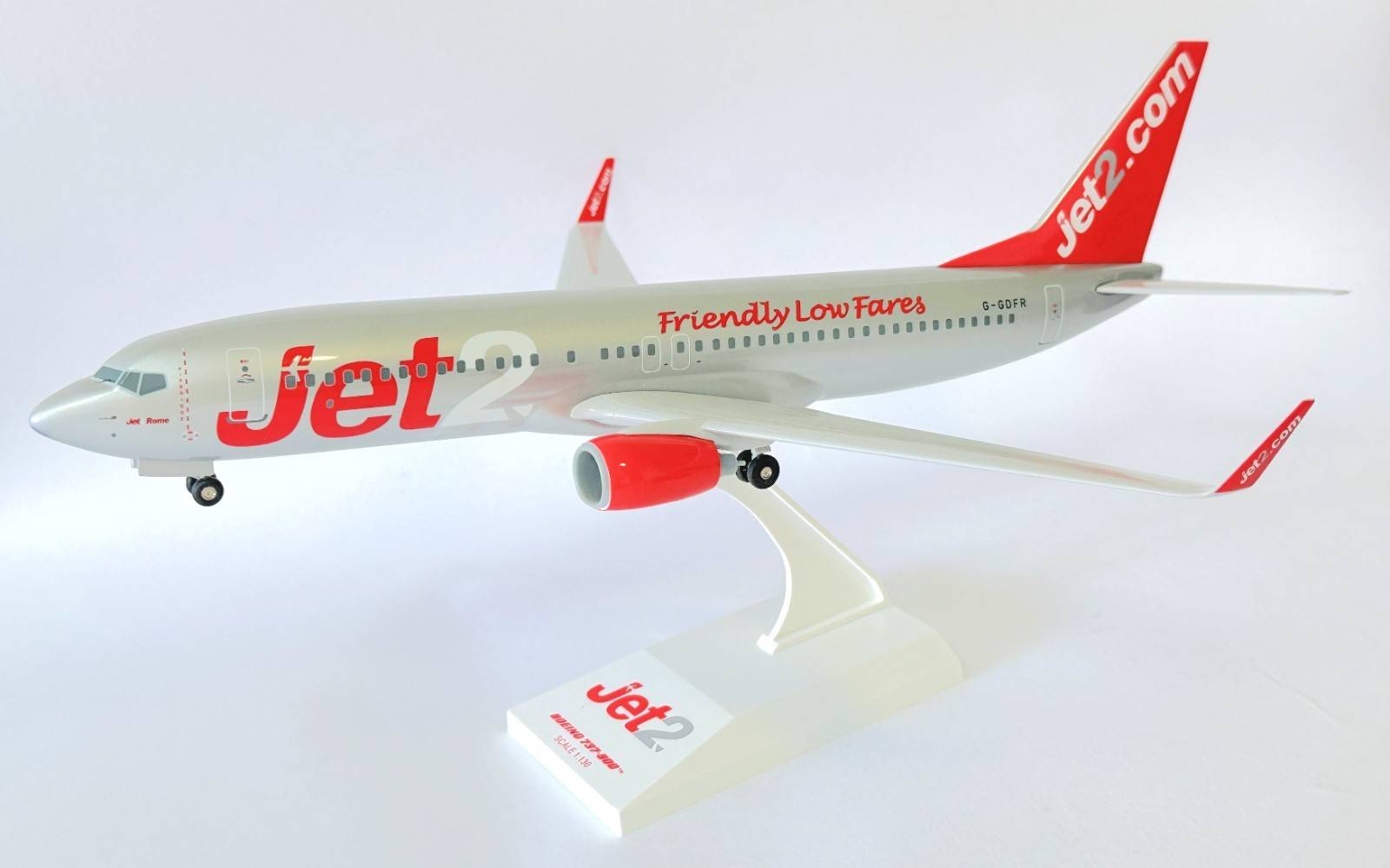 SkyMarks 1:130 Jet2 Boeing 737-800 w/ Winglets SKR1059 | MADb