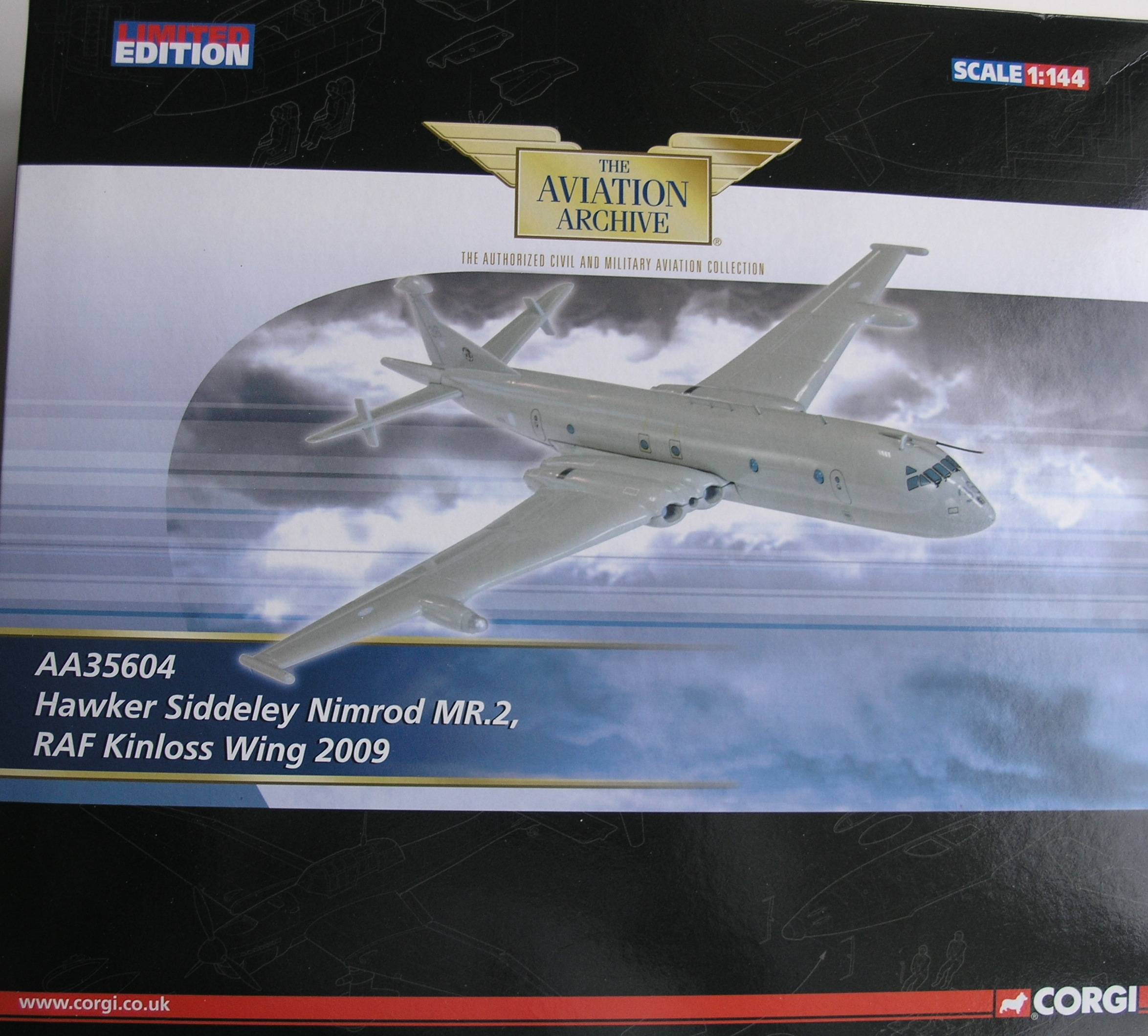 Corgi 1:144 Royal Air Force Hawker Siddely Nimrod AA35604 | MADb