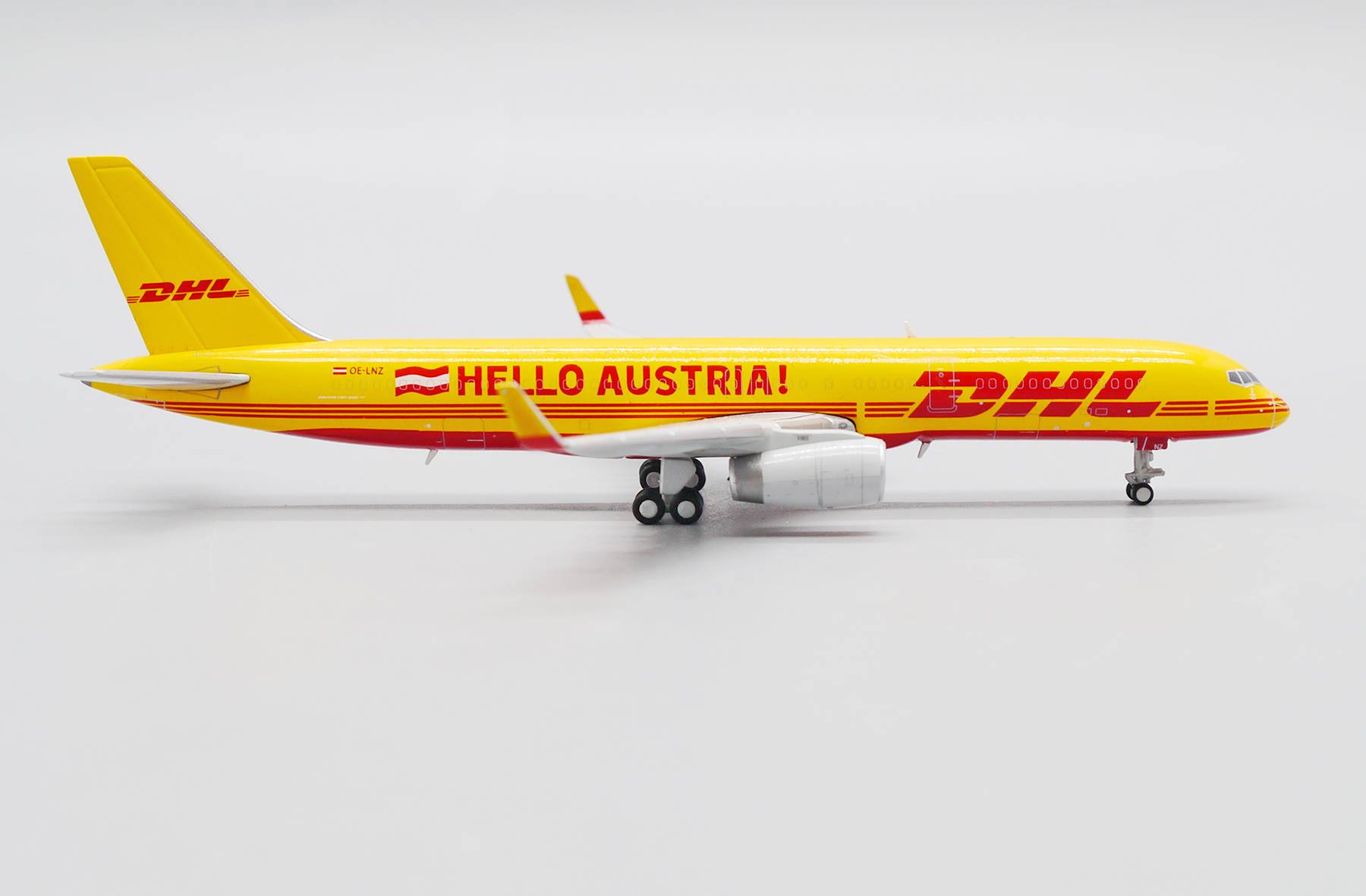 JC Wings 1:400 DHL Boeing 757-200F w/ Winglets XX40037 | MADb